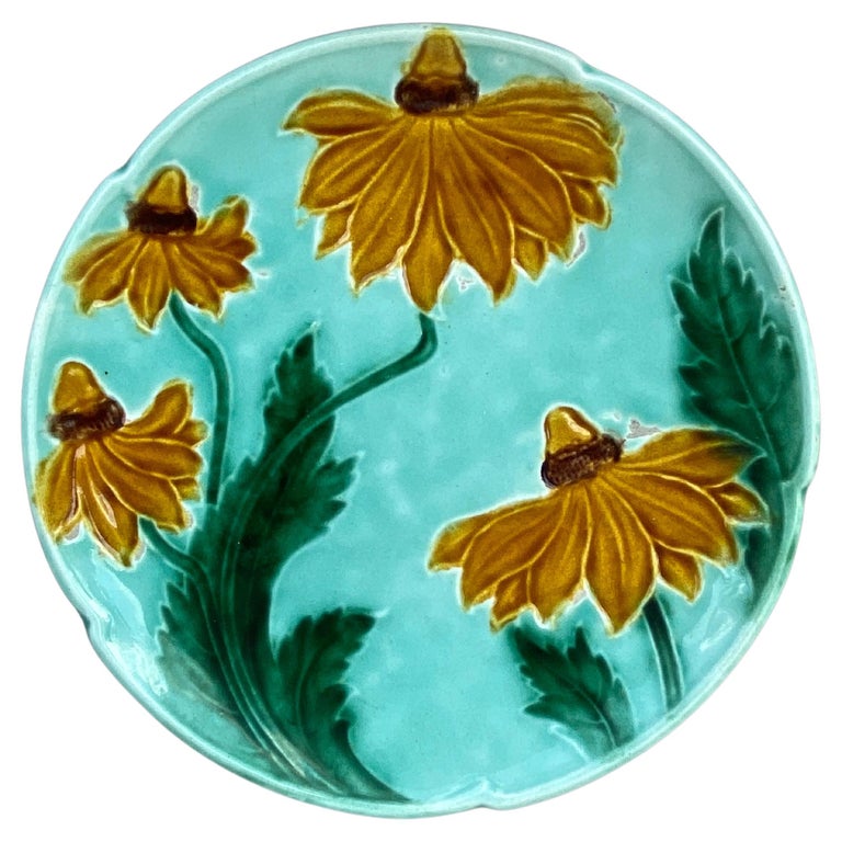 German Majolica Black-Eyed Susan Plate Circa 1900 For Sale at 1stDibs