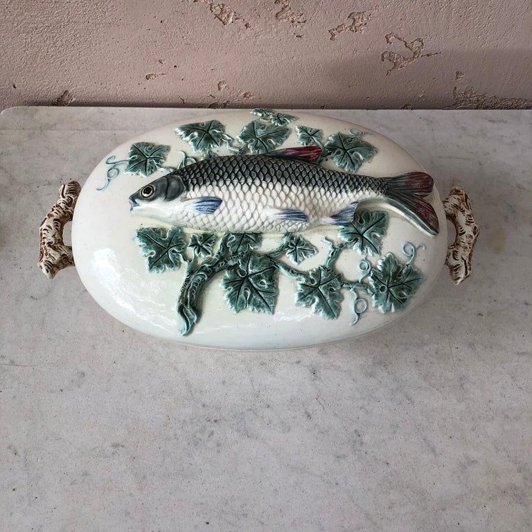 German Majolica Fish Tureen Krause, circa 1890 For Sale at 1stDibs