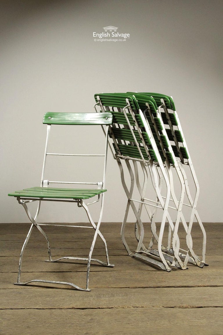German Round Table and Chairs Set, 20th Century For Sale at 1stDibs