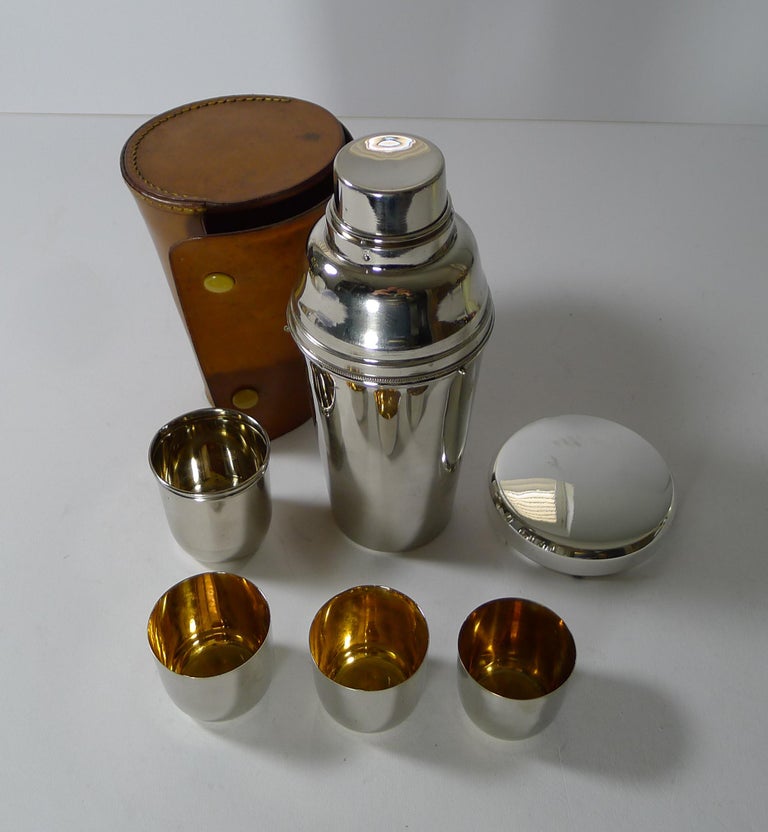 German Travel Cocktail Shaker / Bar Set, c.1930 For Sale at 1stDibs