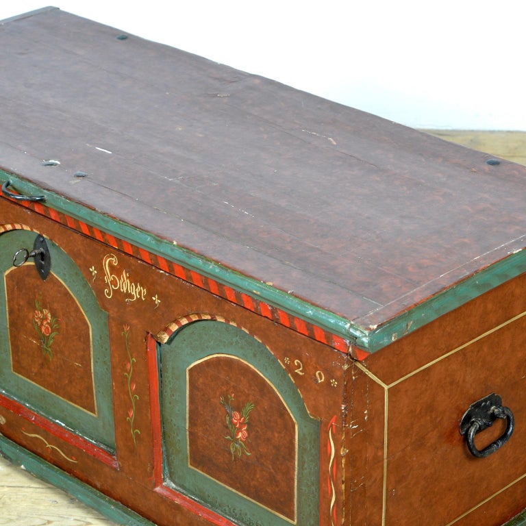 German Wedding Chest from 1820 For Sale at 1stDibs