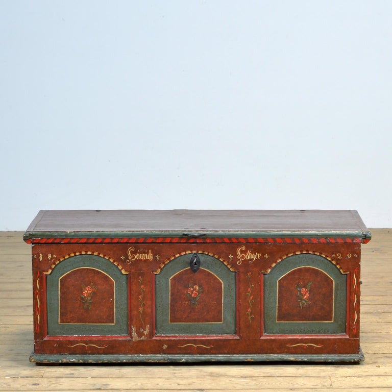 German Wedding Chest from 1820 For Sale at 1stDibs