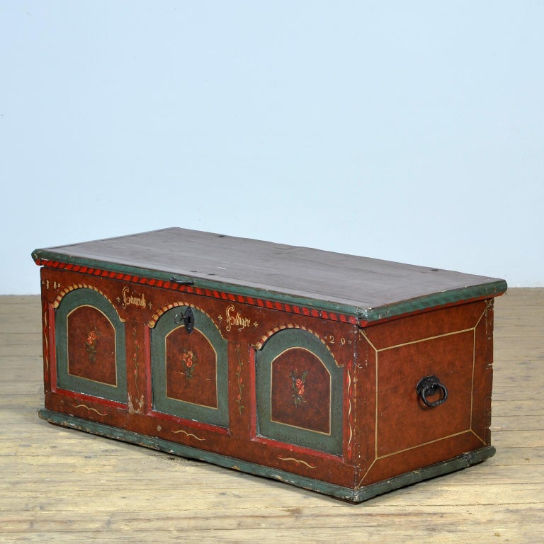 German Wedding Chest from 1820 For Sale at 1stDibs