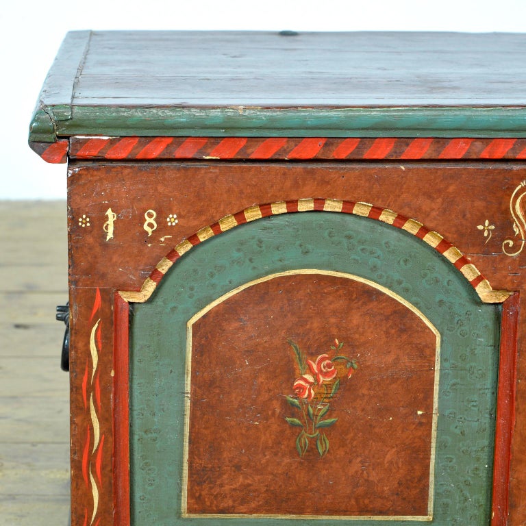 German Wedding Chest from 1820 For Sale at 1stDibs