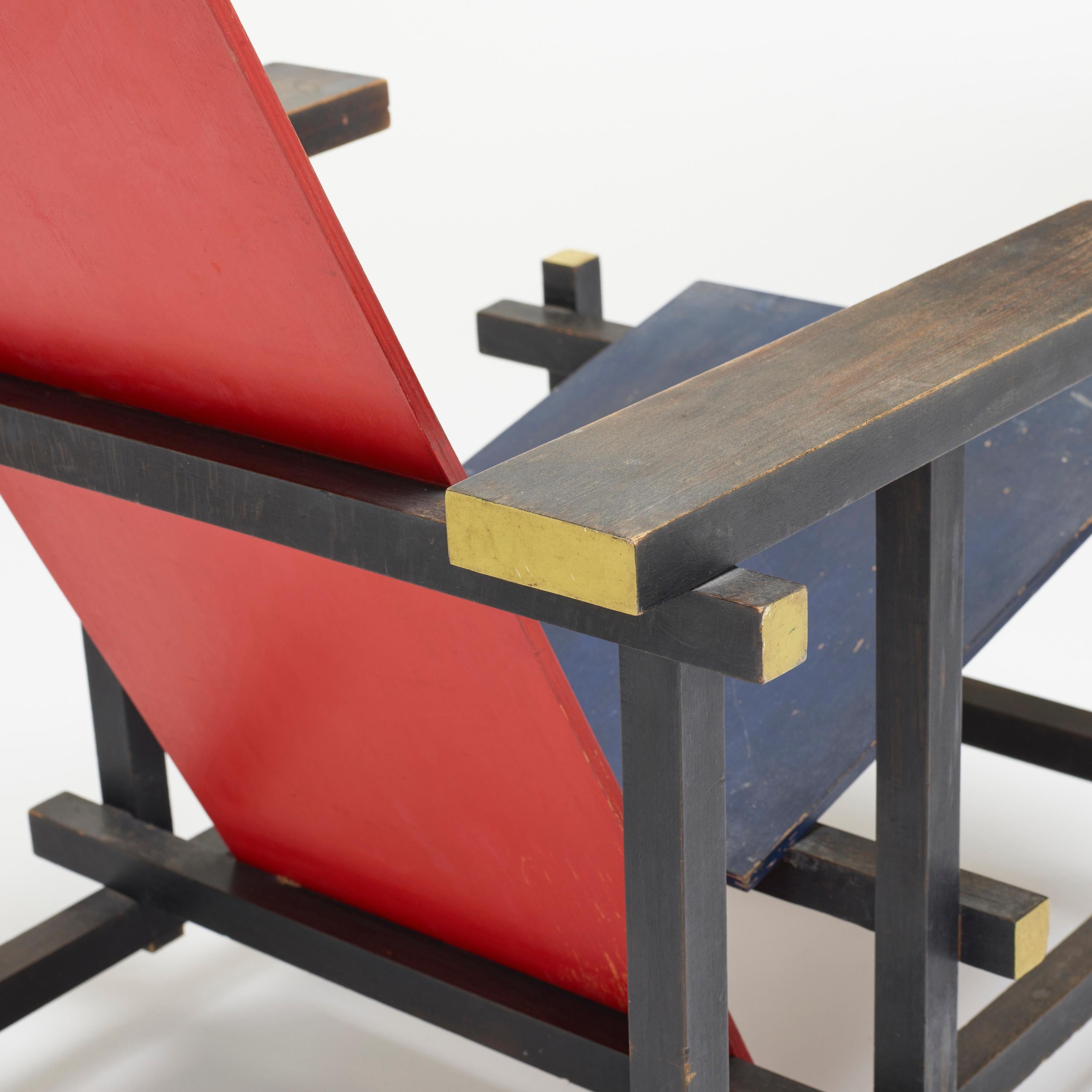 Gerrit Rietveld, Red and Blue Chair / Authentic Chair For Sale at 1stDibs
