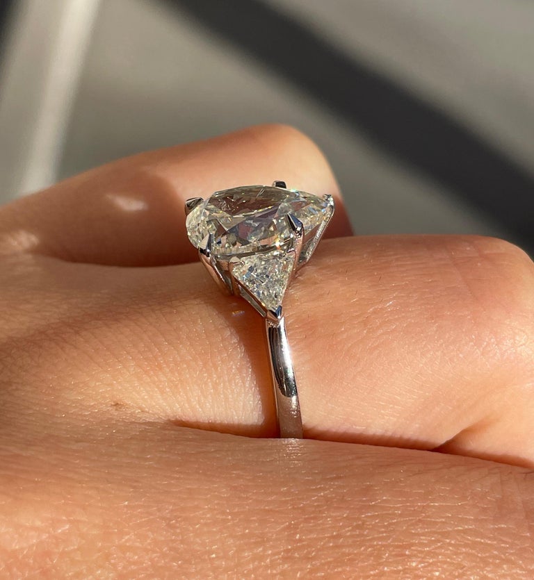 GIA 3.62ct Estate Vintage Pear Shaped 3 Stone Diamond Engagement Wedding Plat For Sale at 1stDibs