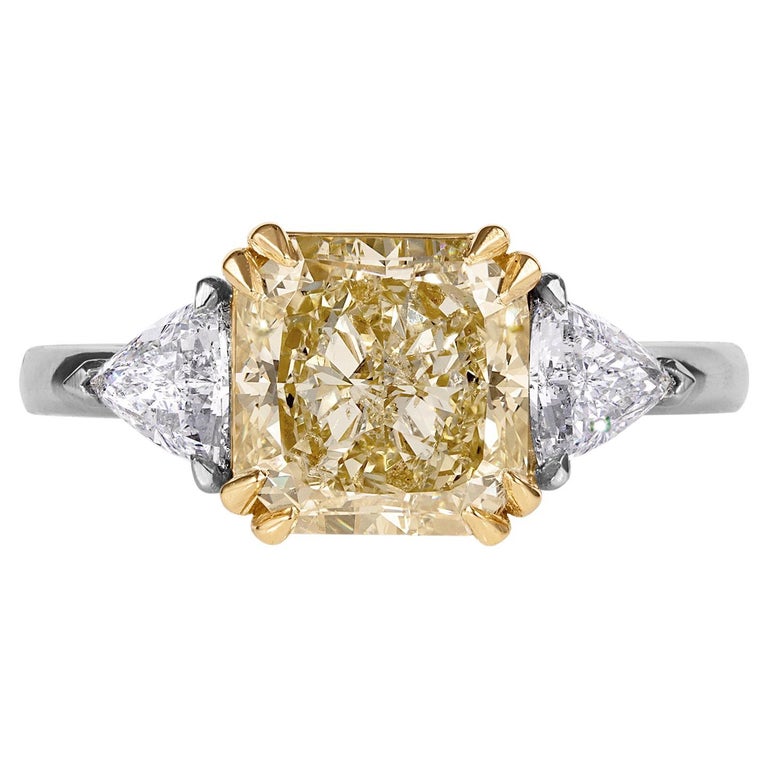 GIA 3.68ct Estate Fancy Yellow Radiant 3 Stone Engagement Wedding Platinum Ring For Sale at 1stDibs