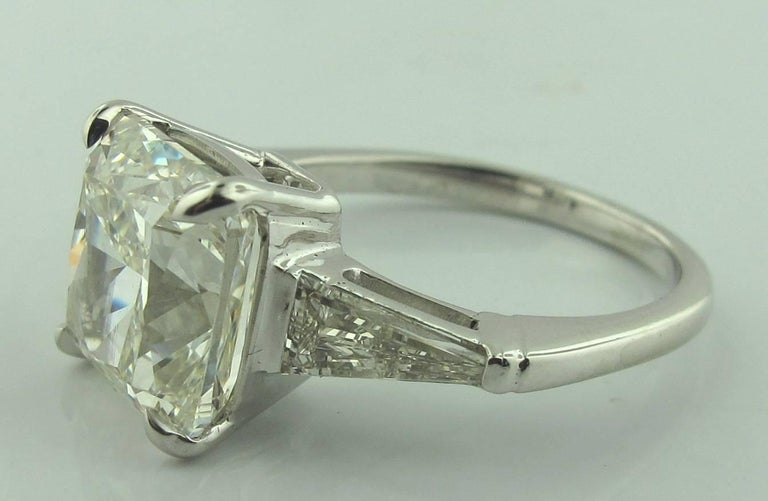 GIA 6.07 Carat Cushion Modified Brilliant Cut Diamond Set in Platinum ...