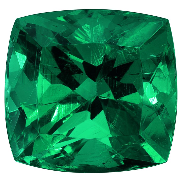 GIA and AGL Certified 6.30 Carat Natural Colombian Emerald For Sale at ...