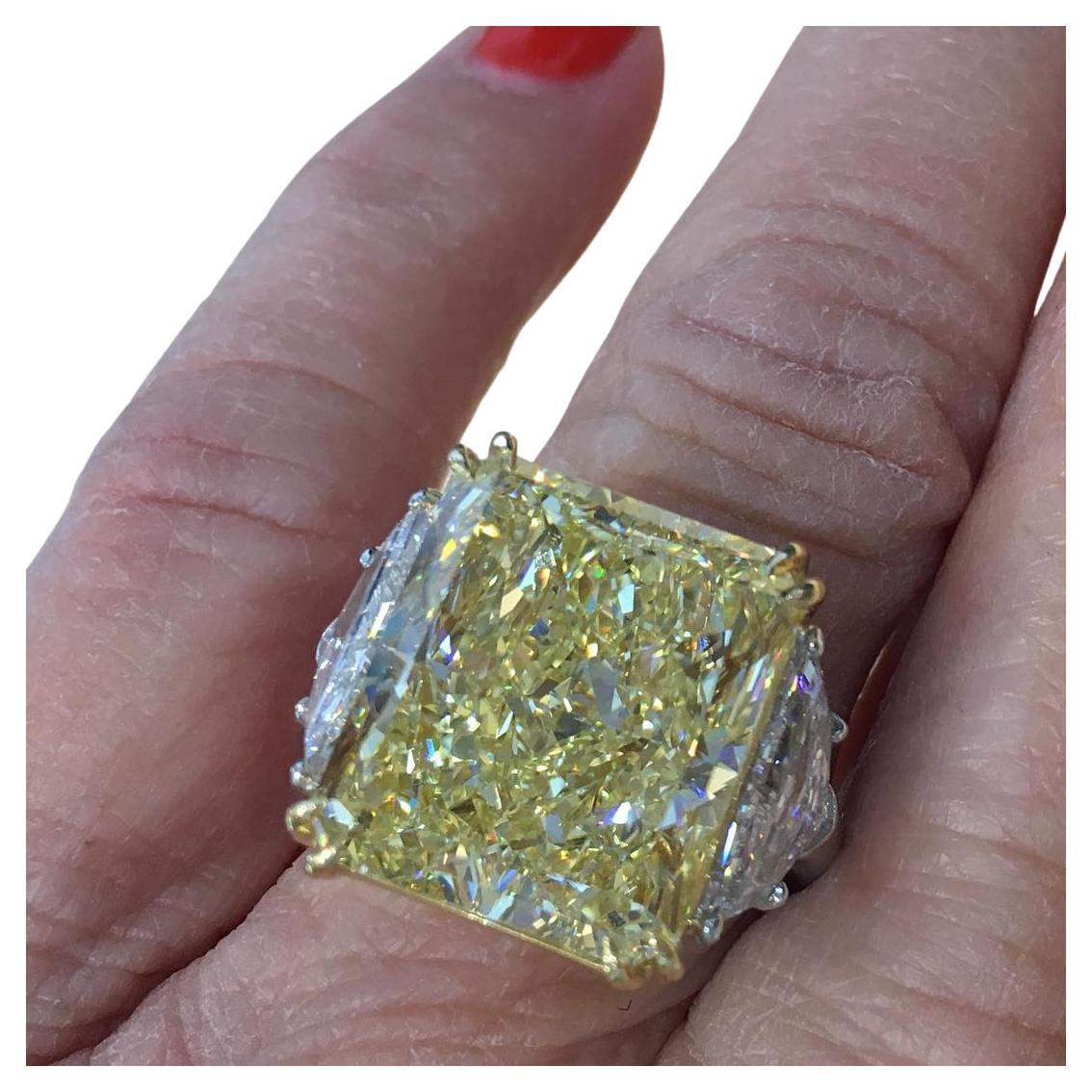 GIA Certified 20 Carat FANCY Yellow Diamond Ring For Sale at 1stDibs
