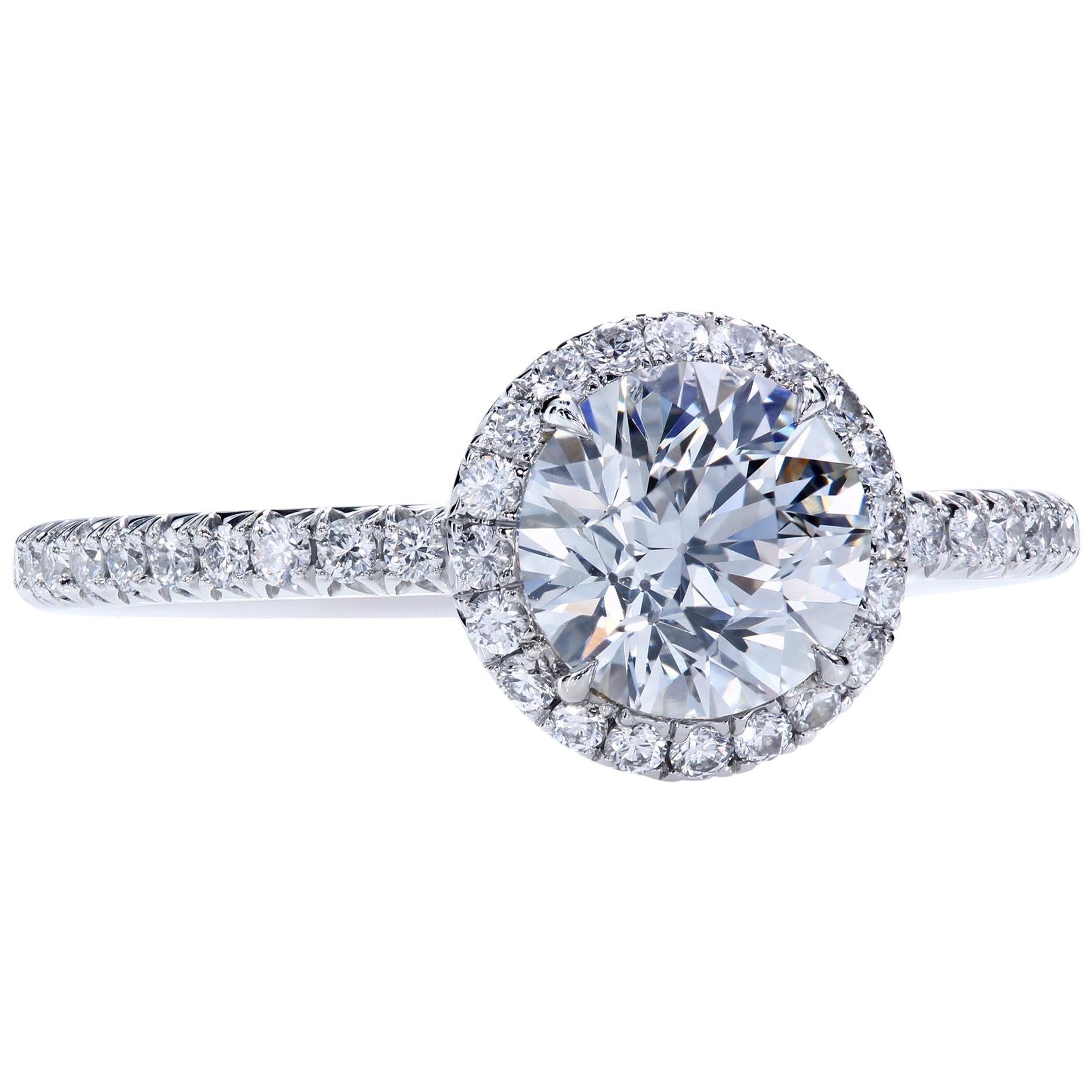 GIA Certified 3.00 Carat E, VS1 Trilliant Center in Diamond Halo ...