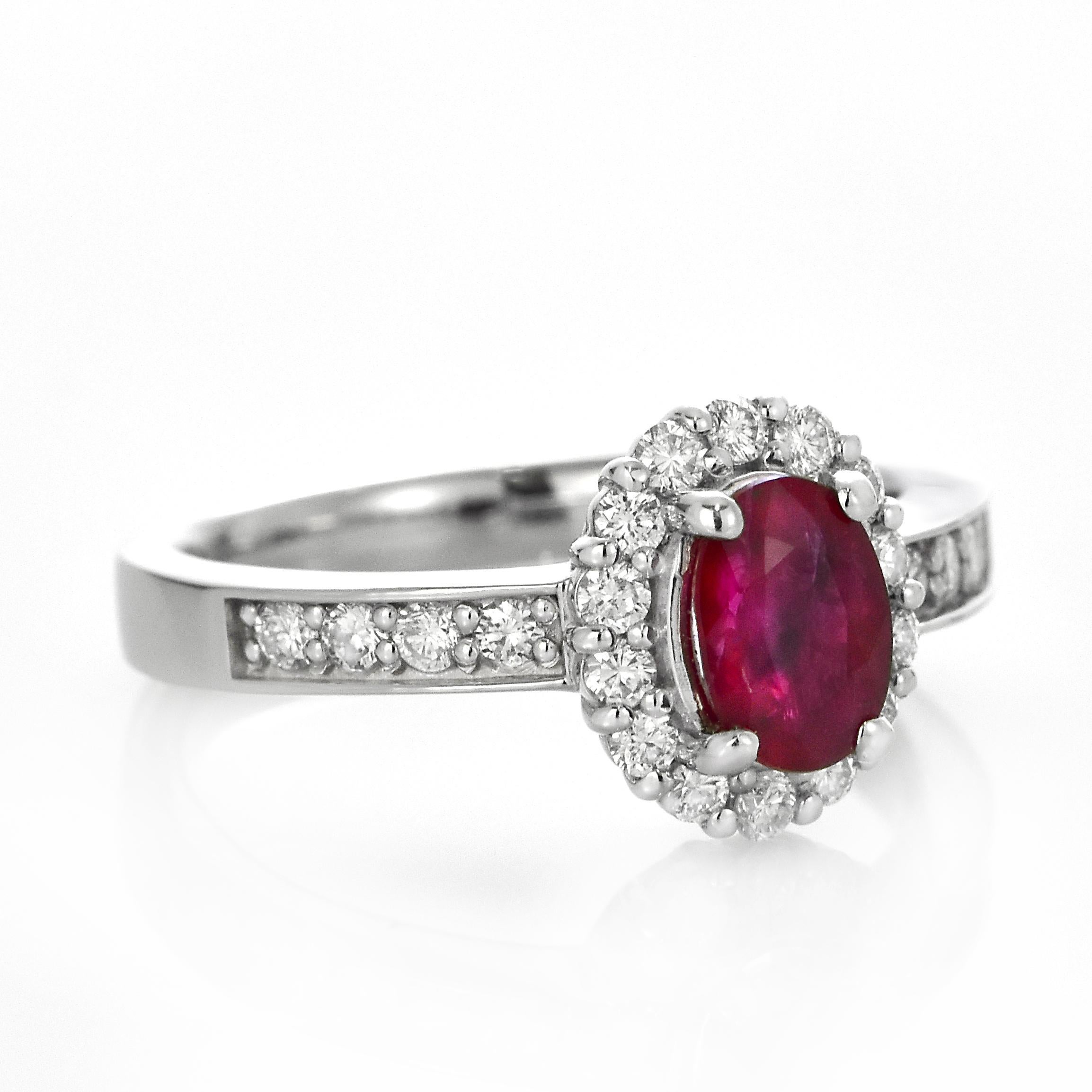 GIA Certified 1.01 Carat No Heat, Burma, Pigeon Blood Ruby Ring Made in Platinum For Sale at 1stDibs