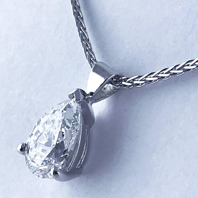 GIA Certified 1.07 Carat Pear Shape Diamond Drop Pendant For Sale at ...