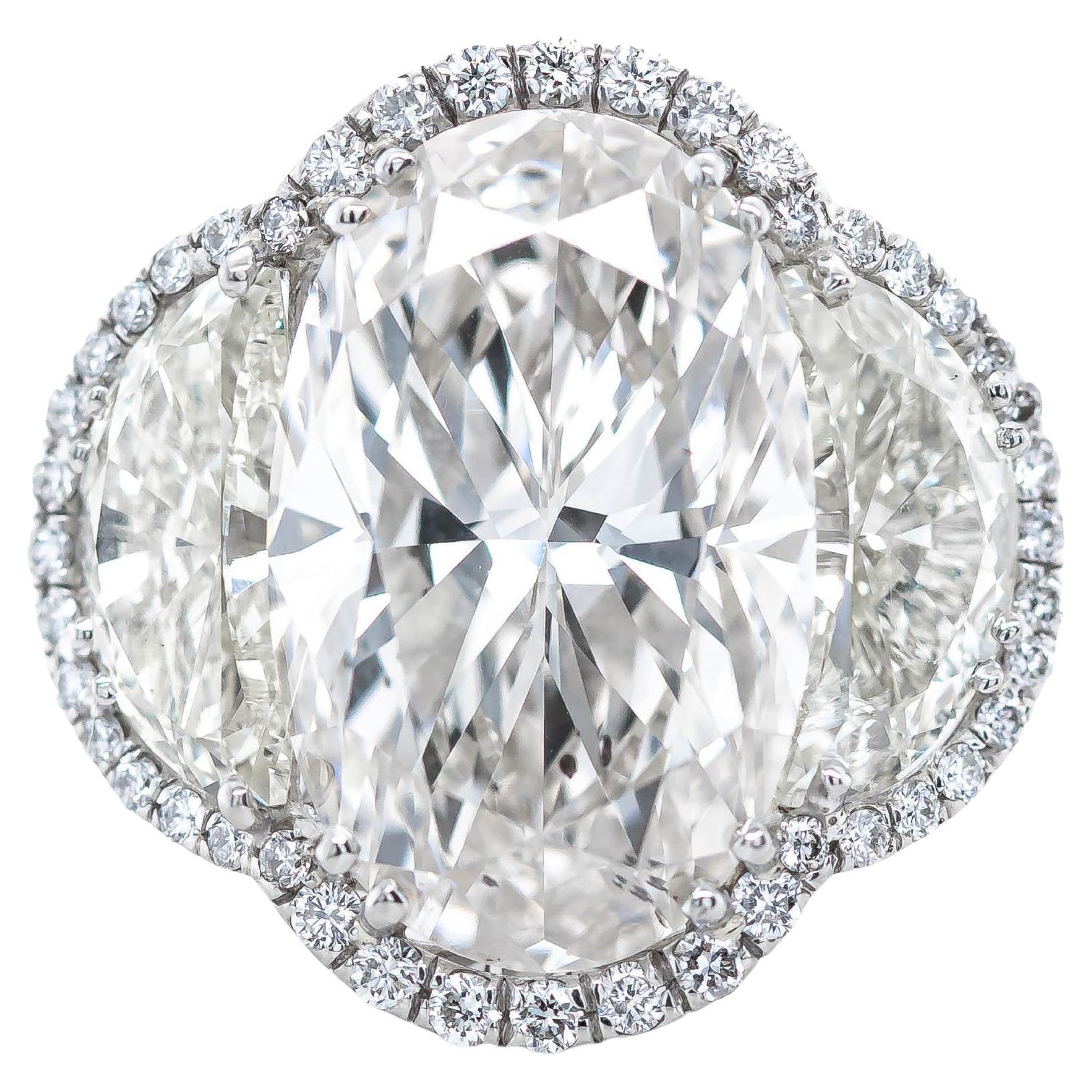 GIA Certified 11.28 Carat Diamond Ring With Side Diamonds 18K Gold For ...