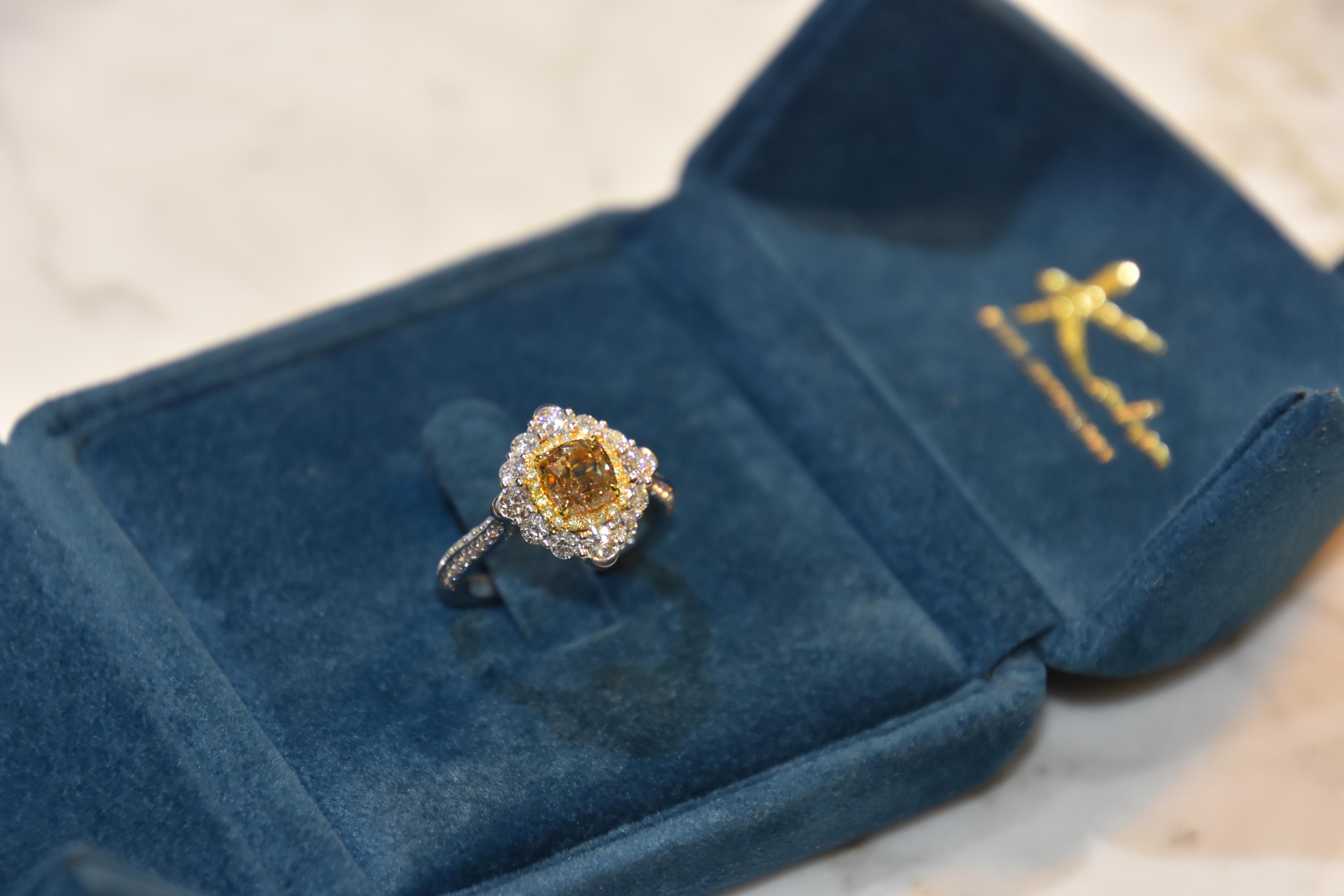 KAHN GIA Certified 1.25 Carat Light Brown Diamond Ring For Sale at ...