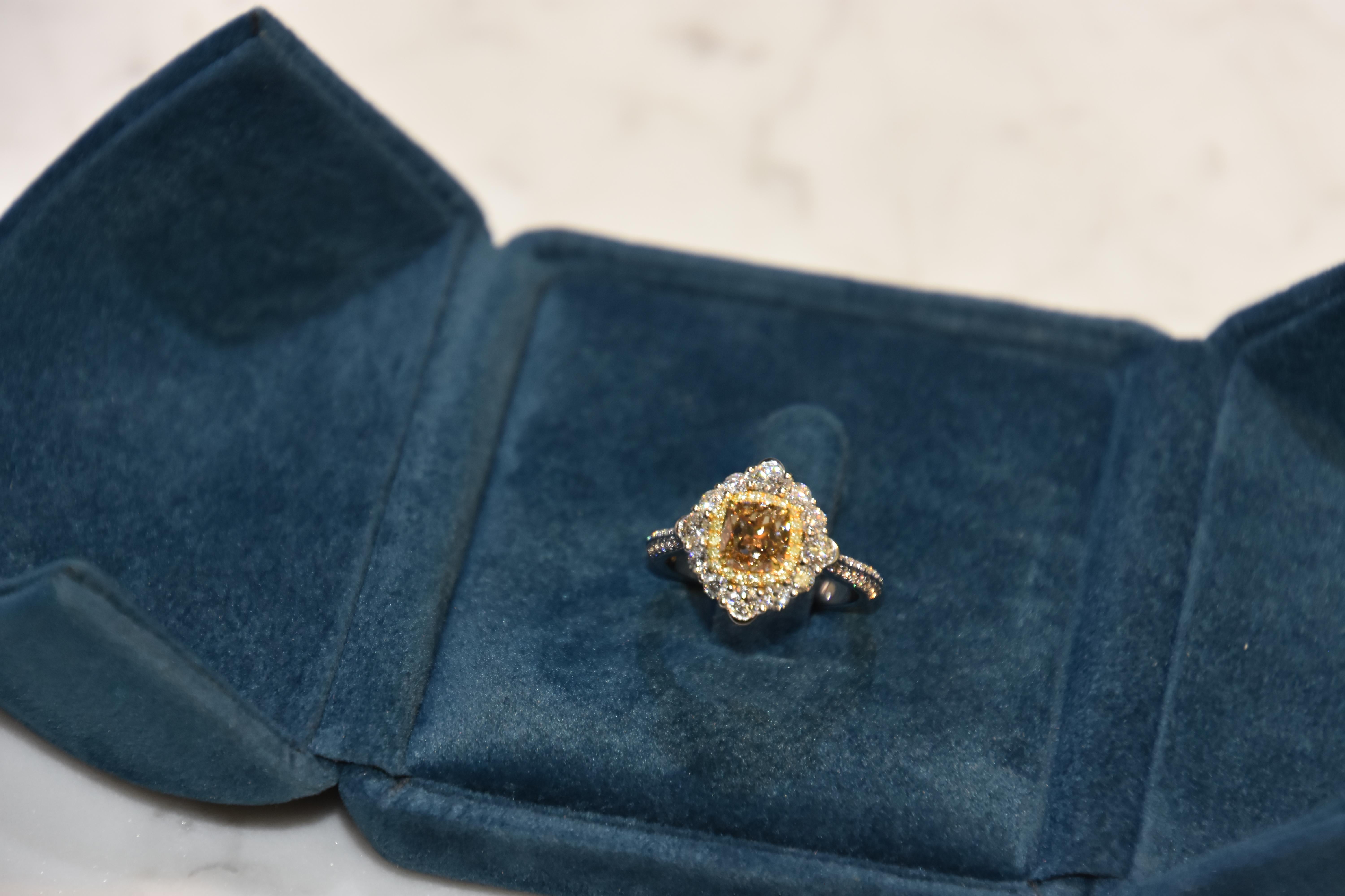 KAHN GIA Certified 1.25 Carat Light Brown Diamond Ring For Sale at ...