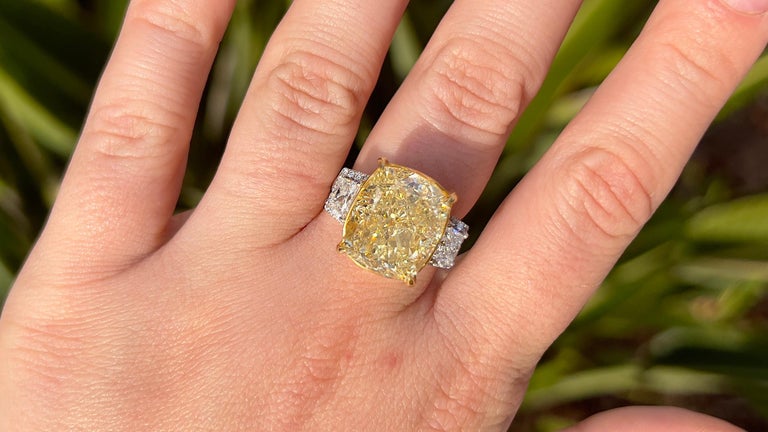 GIA Certified 15 Carat Fancy Yellow Diamond Ring For Sale at 1stDibs