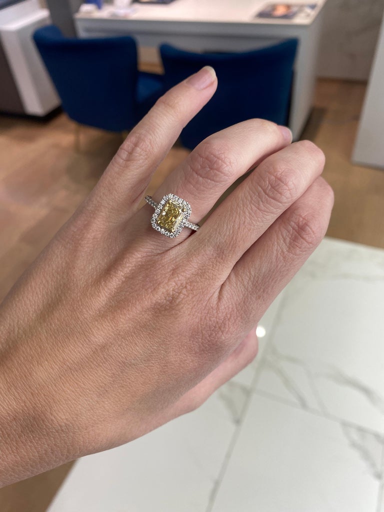 GIA Certified 1.50 Carat Fancy Yellow Radiant Diamond Engagement Ring ...