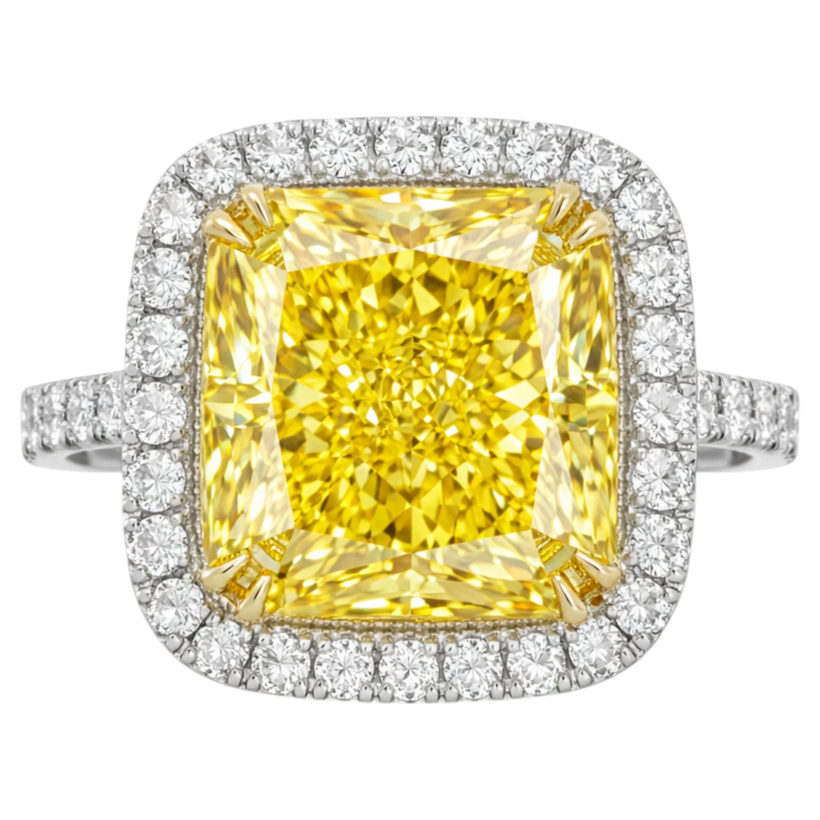 8.07 Carat GIA Fancy Yellow VS1 Diamond Ring with Trillion Side Stones ...