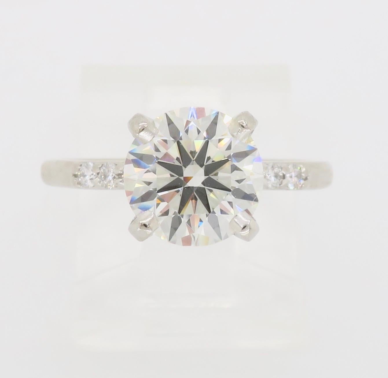 GIA Certified 1.57 Carat Round Brilliant Cut Diamond in Platinum For ...