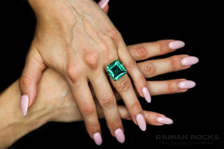 GIA Certified 21.05 Carat Octagonal Step Cut Natural Emerald For Sale ...