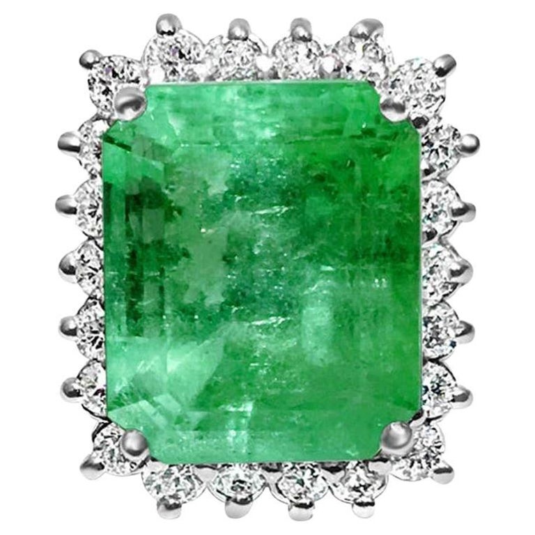 GIA Certified 22.20 Carat Natural Colombian Emerald Diamond Cocktail ...