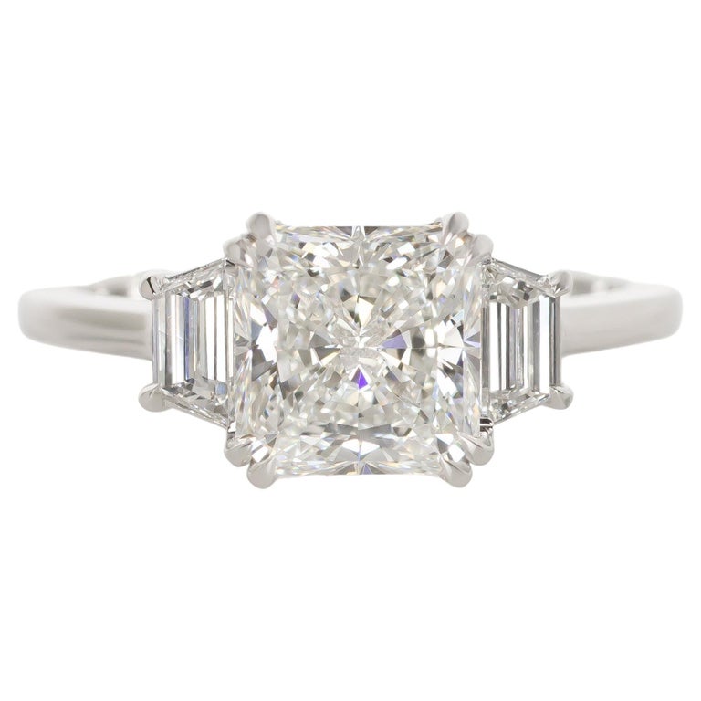 GIA Certified 2.49 Carat Square Radiant Cut Diamond Three Stone Ring ...