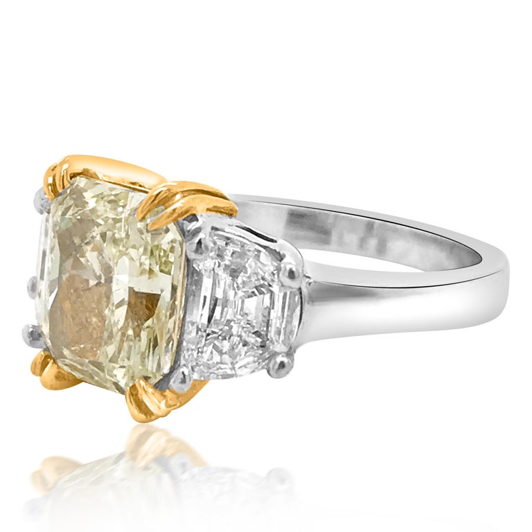 GIA Certified 2.64 Carat Fancy Light Yellow Diamond Ring at 1stDibs