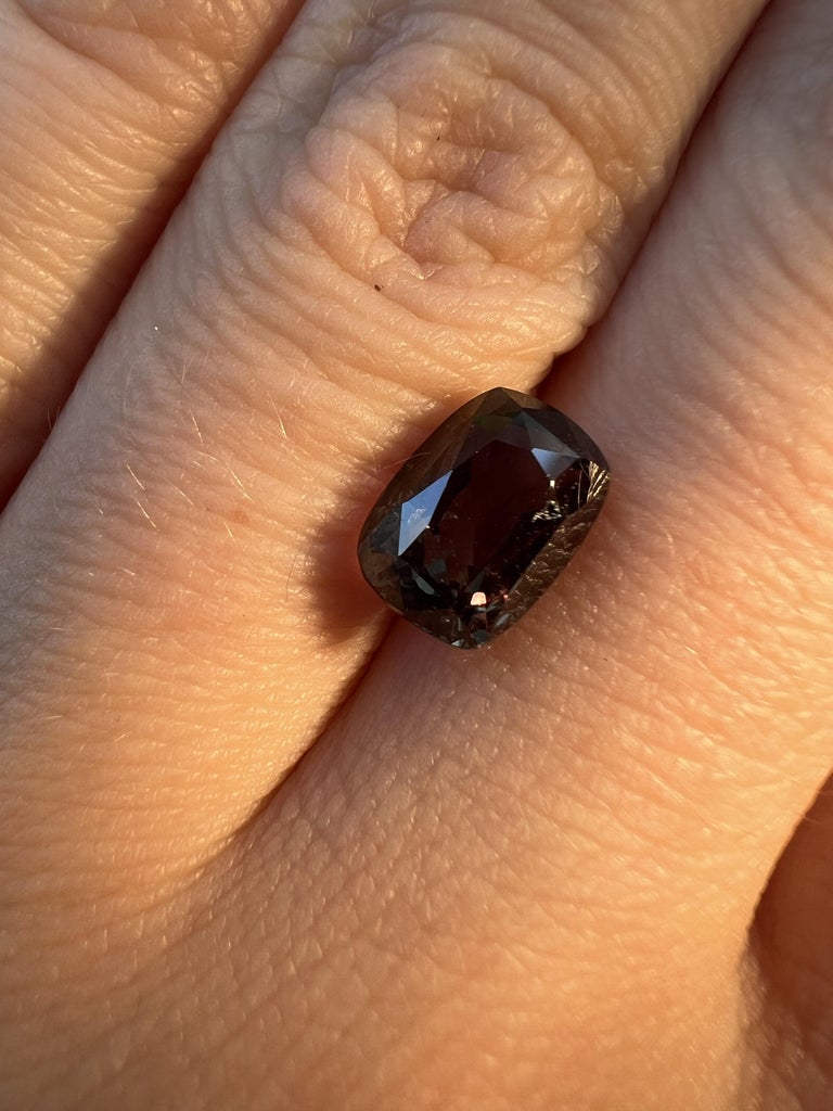 GIA Certified 3.05 Carat Natural Alexandrite For Sale at 1stDibs