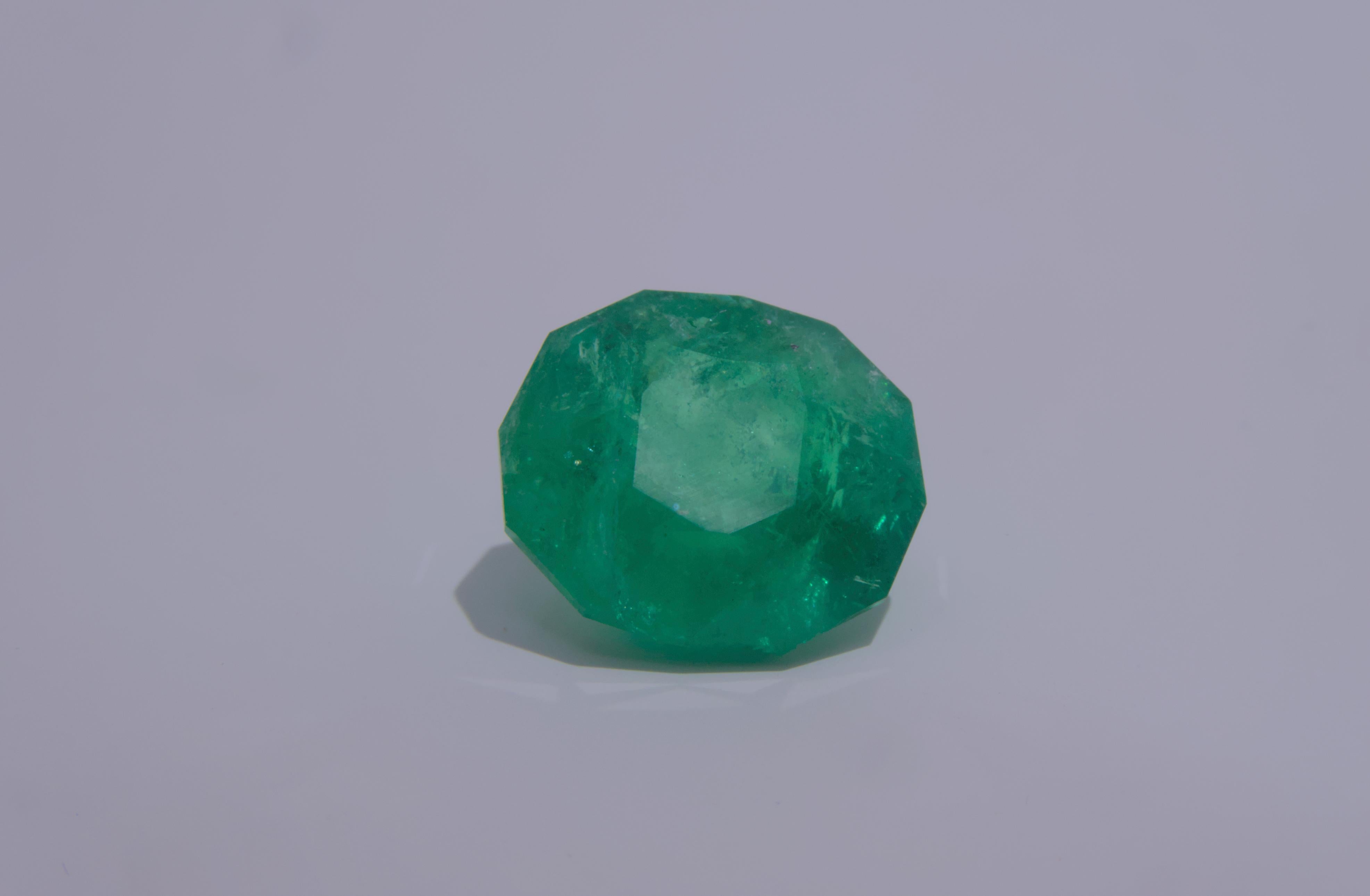 GIA Certified 3.92 Carat Modified Oval Brilliant Loose Emerald For Sale ...