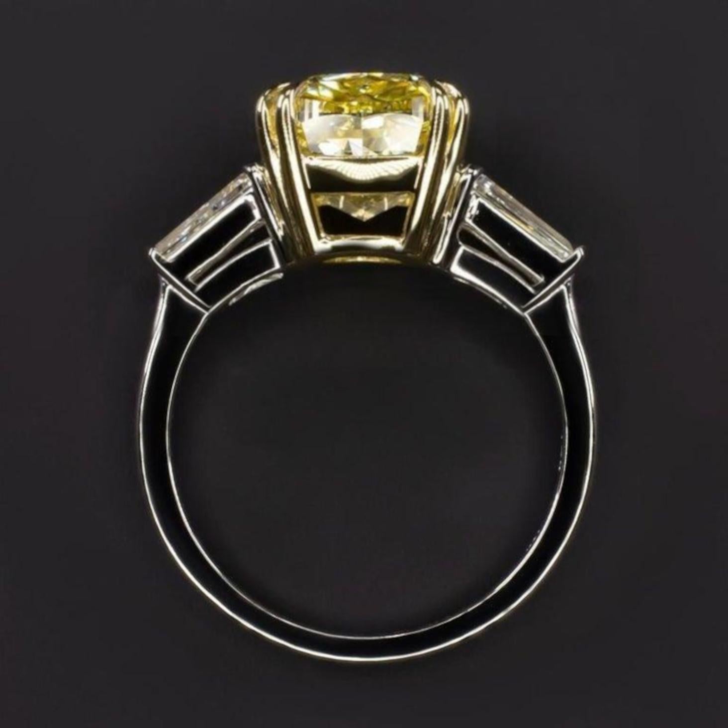 GIA Certified 5 Carat Fancy Light Yellow Cushion Diamond Ring Made in Italy For Sale at 1stDibs