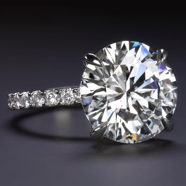 GIA-zertifizierter 5-Karat-Diamantring mit rundem Brillantschliff im ...