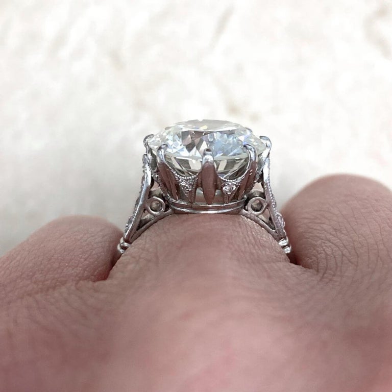 GIA Certified 6.08 Carat Round Brilliant Cut Diamond Solitaire Ring in ...