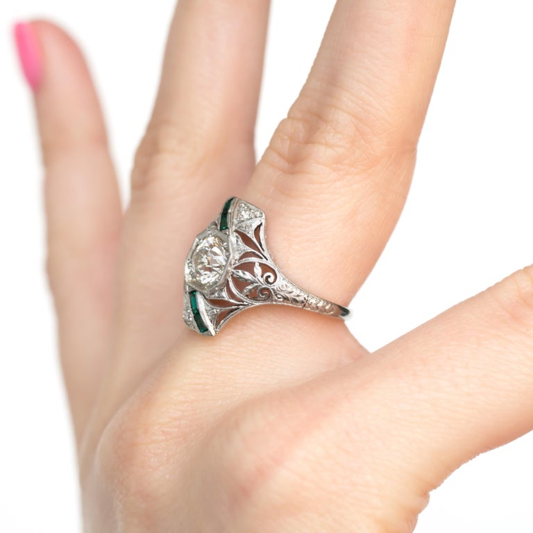 GIA Certified .90 Carat Diamond Platinum Engagement Ring For Sale at ...