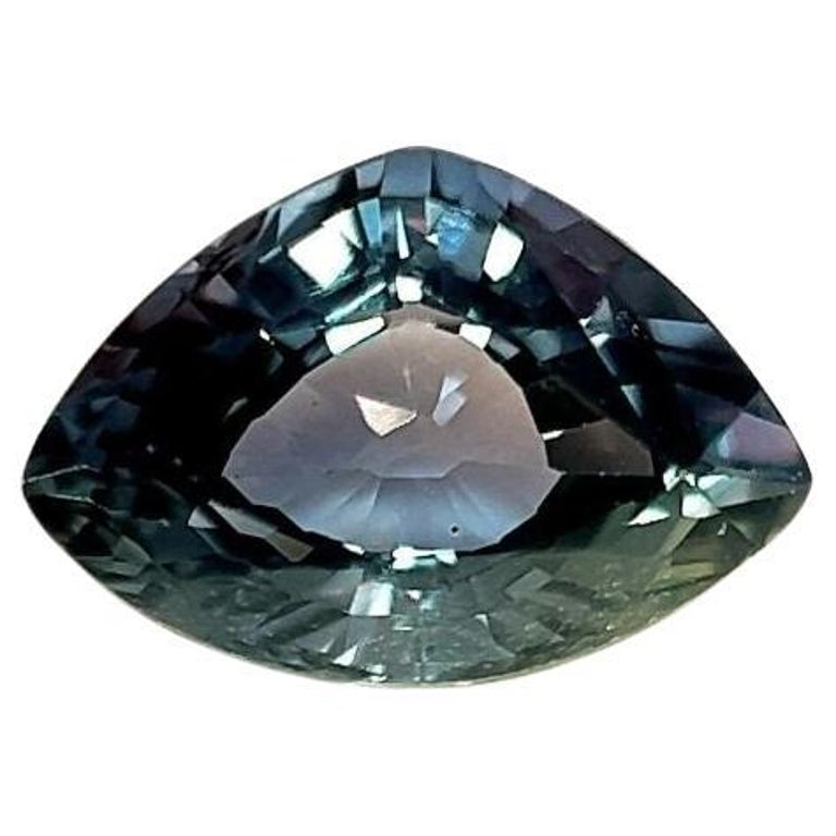 GIA Certified Colour Change Sapphire 1.11ct Untreated Triangle Cut No ...
