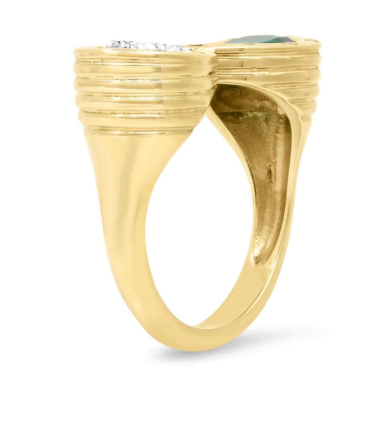 GIA Certified Diamond and Emerald Infinity Ring For Sale at 1stDibs