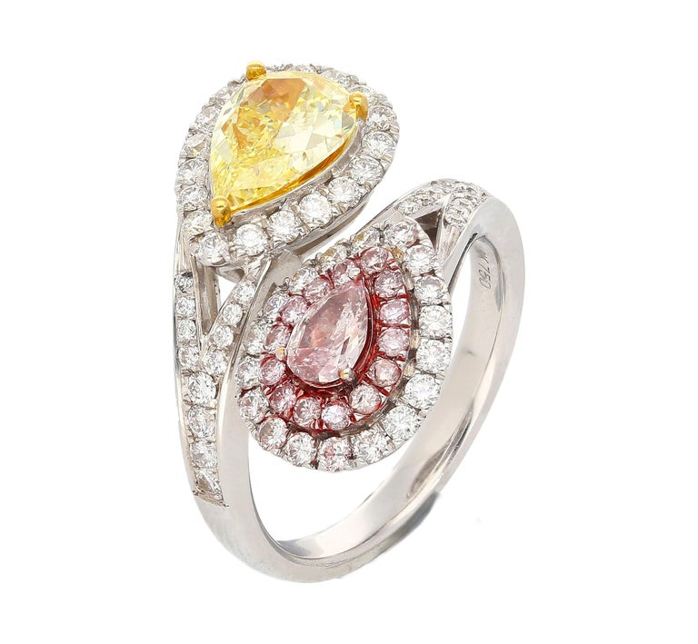 GIA Certified Fancy Intense Yellow and Fancy Light Pink Diamond Toi Et ...