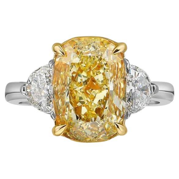 IGI Certified 3.65 Total Carat Fancy Light Yellow Diamond in 18K White ...