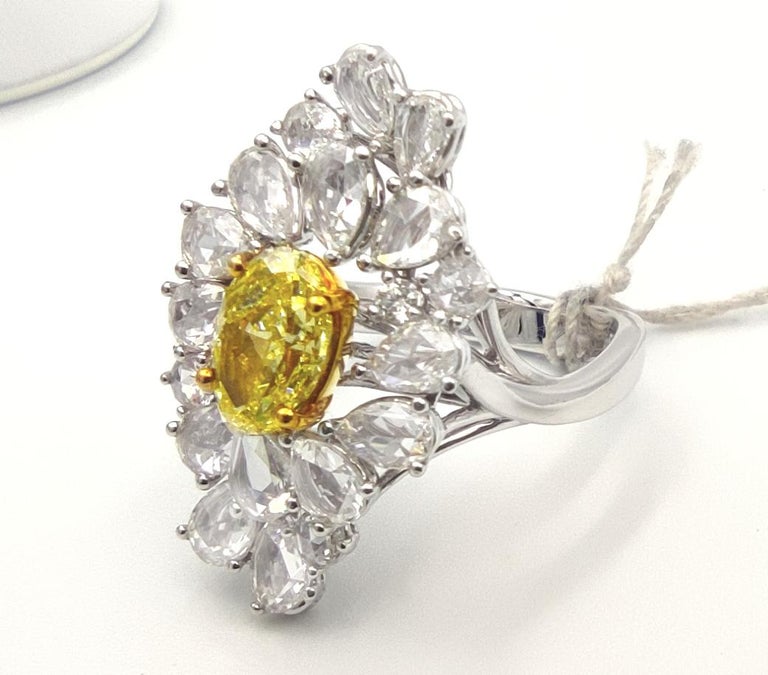 GIA Certified Natural Fancy Yellow Oval Shape Diamond 18k Gold Ring For ...