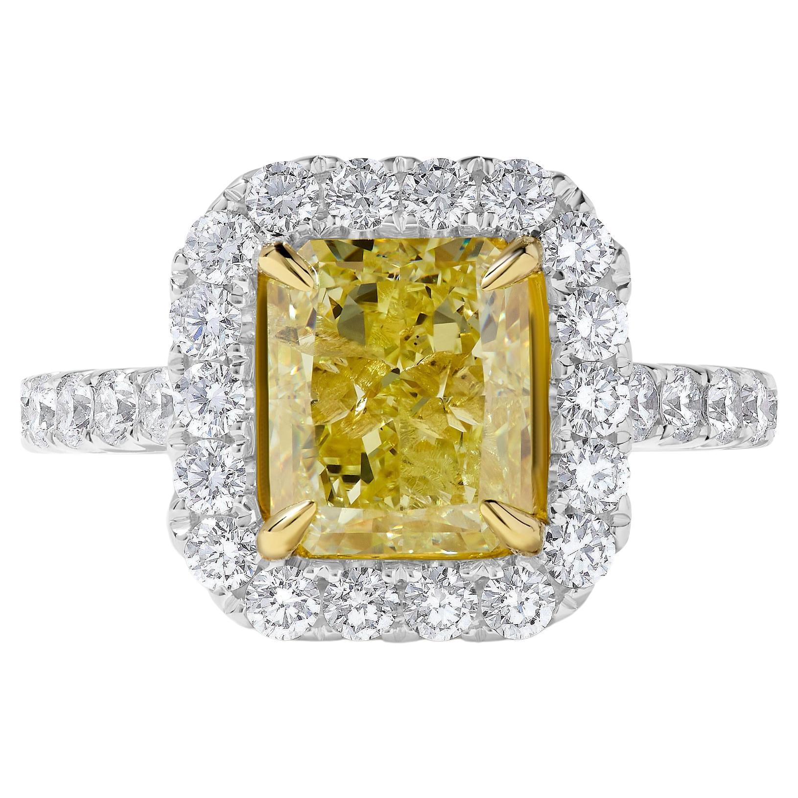 GIA Certified Natural Yellow Radiant Diamond 1.97 Carat TW Gold ...