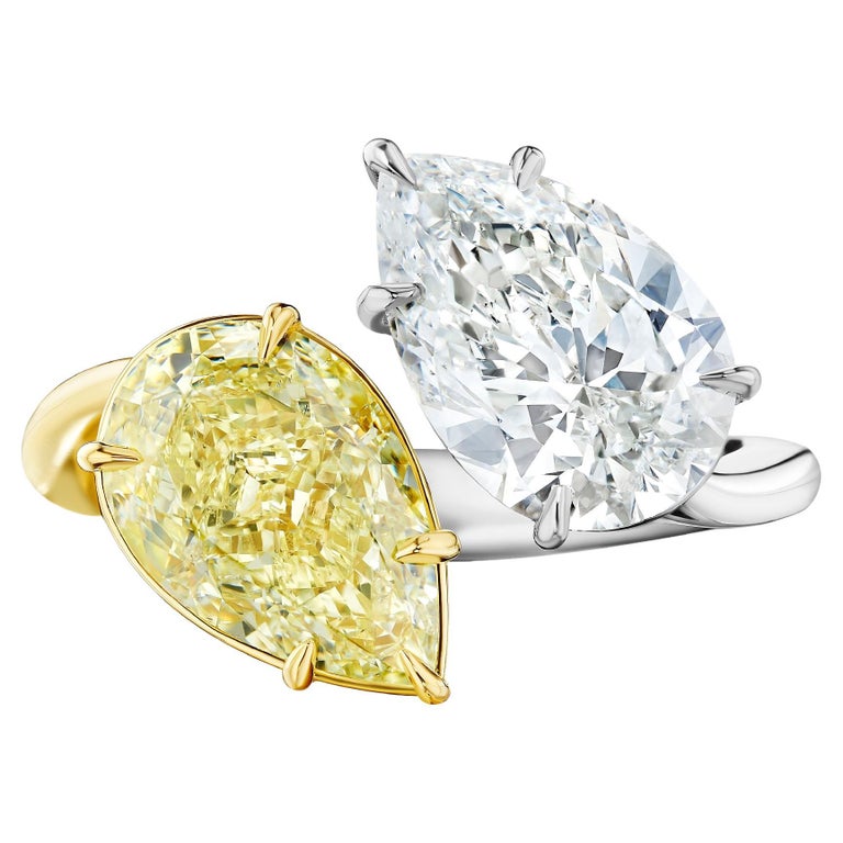 GIA Certified White and Yellow Diamond Toi Et Moi Ring For Sale at 1stDibs