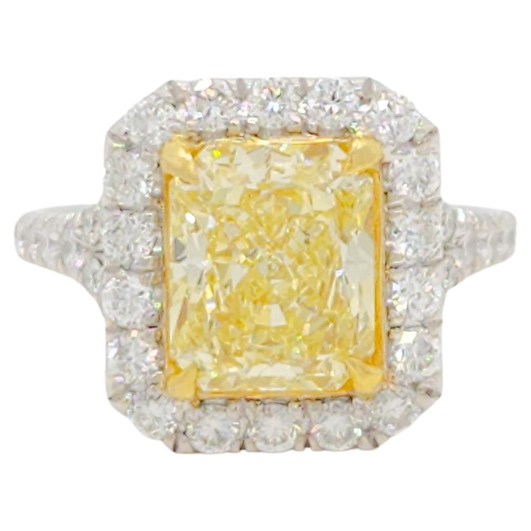 Fancy Yellow Radiant Diamond Ring For Sale at 1stDibs | radiant yellow ...