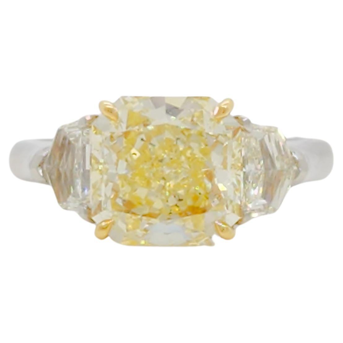 Fancy Yellow Radiant Diamond Ring For Sale at 1stDibs | radiant yellow ...