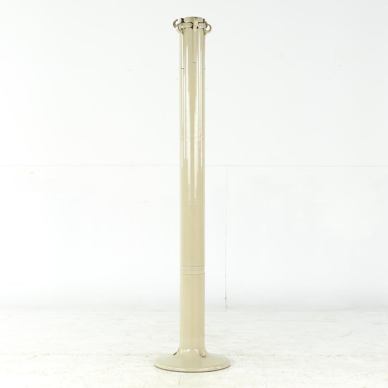 Giancarlo Piretti for Anonima Castelli Mcm Italian Modern Planta Coat ...