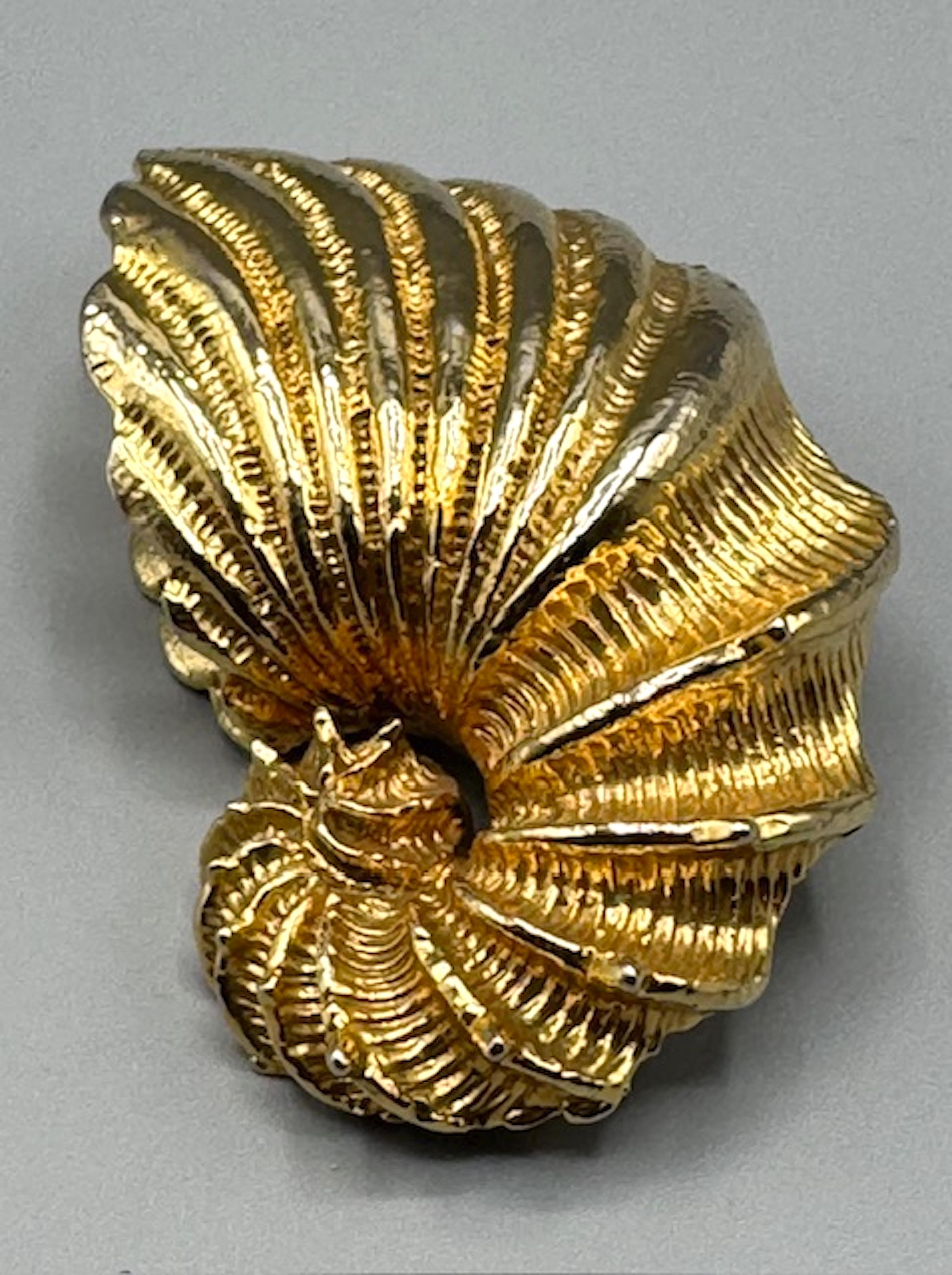 Gianfranco Ferre 1980s Large Nautilus Sea Shell Brooch For Sale at 1stDibs