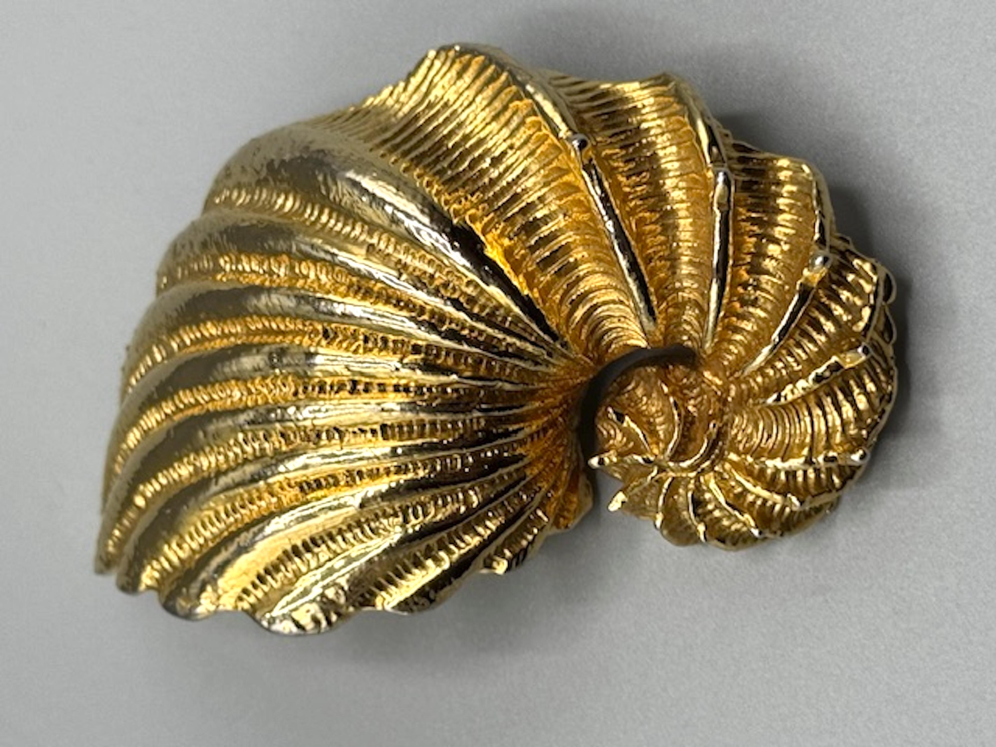 Gianfranco Ferre 1980s Large Nautilus Sea Shell Brooch For Sale at 1stDibs