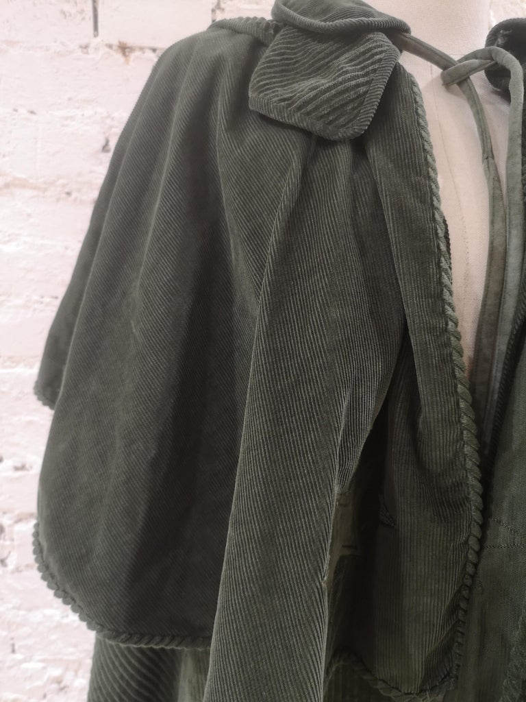Gianni Versace green velvet cape For Sale at 1stDibs