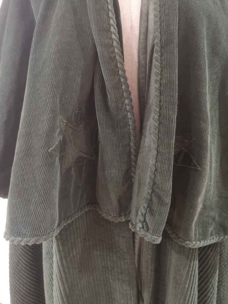 Gianni Versace green velvet cape For Sale at 1stDibs