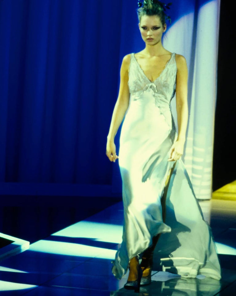 Gianni Versace grey silk and lace evening dress with high leg slit, ss ...