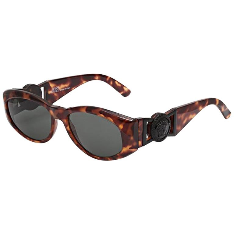 Gianni Versace Mod 424/N Sunglasses For Sale at 1stDibs